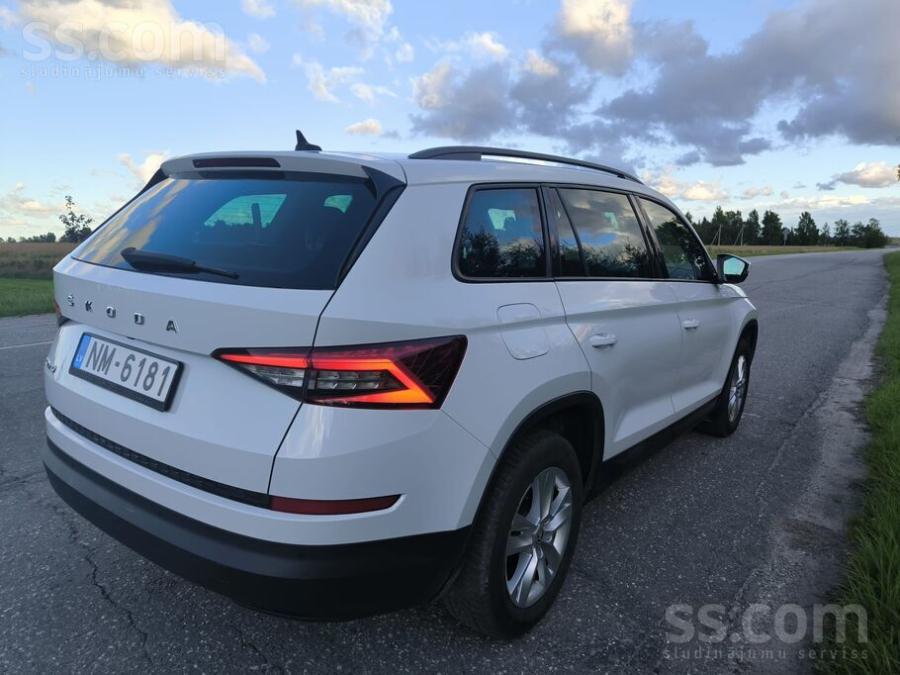 Balts Skoda Kodiaq 2019 Rīga, ar dzinēja tilpumu 2.00 L un nobraukumu 236 tūkst. km par 14900 €, foto 6 vietnē AUTOMOTO.COM.LV
