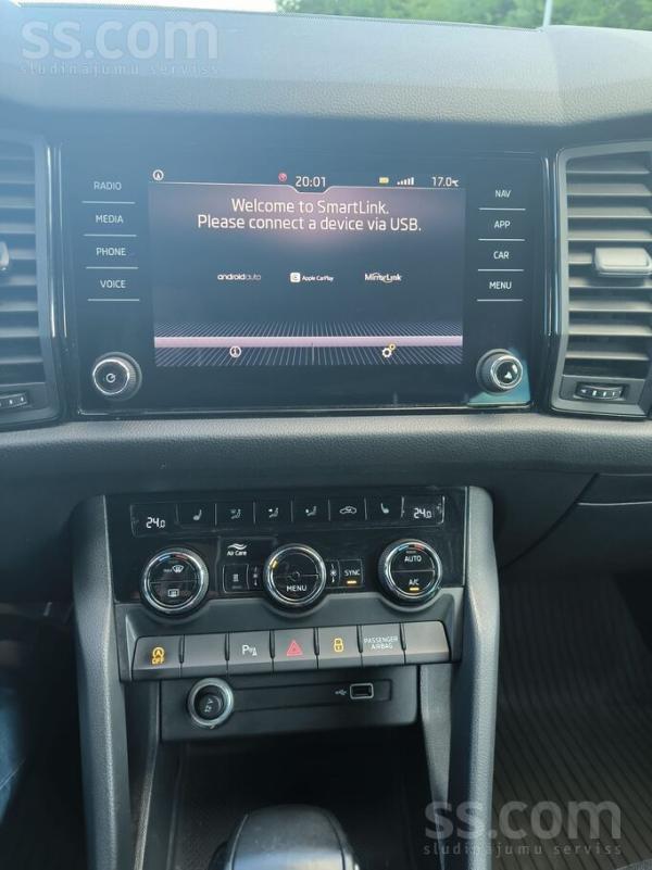 White Skoda Kodiaq 2019 in Riga, with an engine capacity of 2.00 L and mileage of 236 thousand km for 14900 €, photo 9 on AUTOMOTO.COM.LV