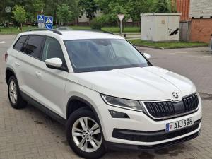 Белый Шкода Kodiaq 2019 в Шилуте, объемом двигателя 1.97 л и пробегом 395 тыс. км за 12900 €, фото  на AUTOMOTO.COM.LV