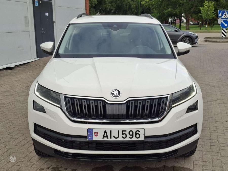 Белый Шкода Kodiaq 2019 в Шилуте, объемом двигателя 1.97 л и пробегом 395 тыс. км за 12900 €, фото 5 на AUTOMOTO.COM.LV
