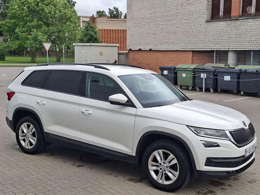 Белый Шкода Kodiaq 2019 в Шилуте, объемом двигателя 1.97 л и пробегом 395 тыс. км за 12900 €, фото 6 на AUTOMOTO.COM.LV
