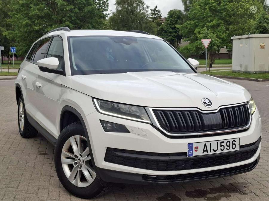 Белый Шкода Kodiaq 2019 в Шилуте, объемом двигателя 1.97 л и пробегом 395 тыс. км за 12900 €, фото 11 на AUTOMOTO.COM.LV