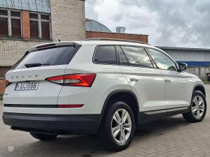 Белый Шкода Kodiaq 2019 в Шилуте, объемом двигателя 1.97 л и пробегом 395 тыс. км за 12900 €, фото 12 на AUTOMOTO.COM.LV