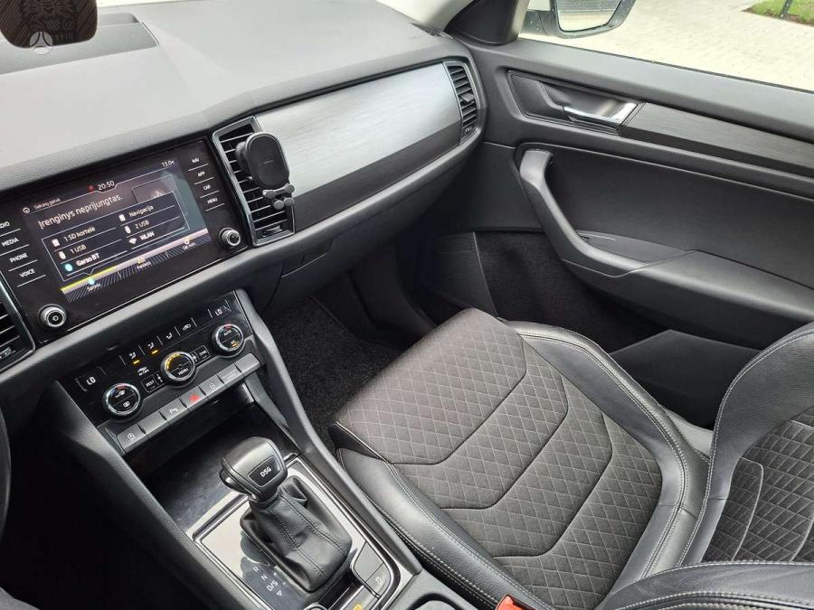 Белый Шкода Kodiaq 2019 в Шилуте, объемом двигателя 1.97 л и пробегом 395 тыс. км за 12900 €, фото 29 на AUTOMOTO.COM.LV