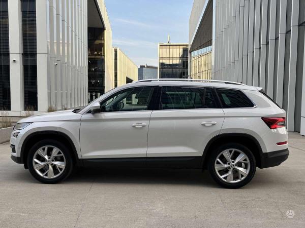 Balts Skoda Kodiaq 2019 Viļņa, ar dzinēja tilpumu 1.50 L un nobraukumu 183 tūkst. km par 17300 €, foto 8 vietnē AUTOMOTO.COM.LV