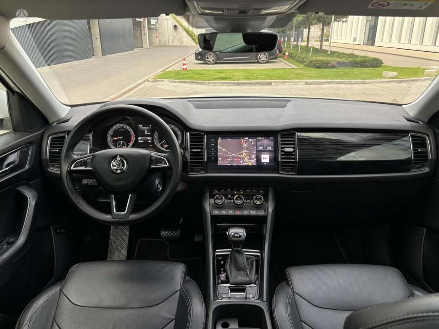 Белый Шкода Kodiaq 2019 в Вильнюс, объемом двигателя 1.50 л и пробегом 183 тыс. км за 17300 €, фото 17 на AUTOMOTO.COM.LV