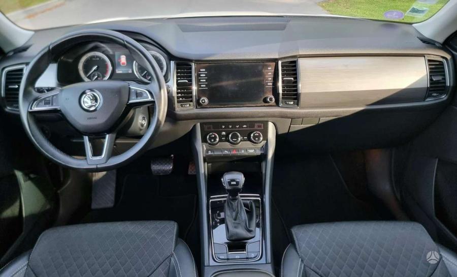 Белый Шкода Kodiaq 2019 в Таураге, объемом двигателя 1.50 л и пробегом 122 тыс. км за 15500 €, фото 17 на AUTOMOTO.COM.LV