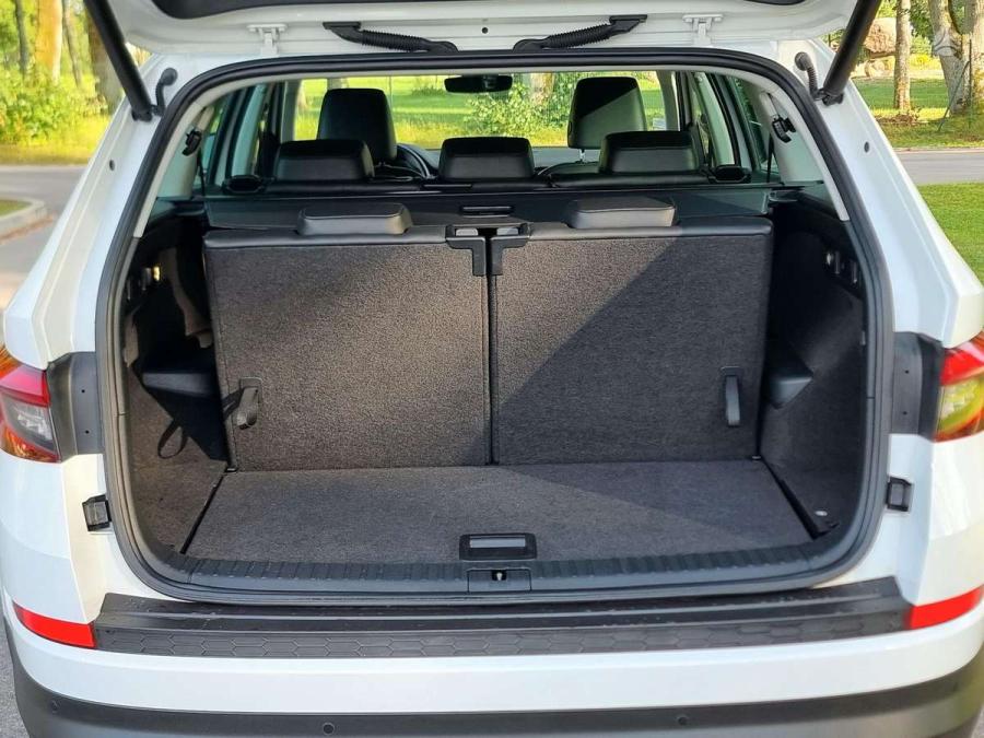Белый Шкода Kodiaq 2019 в Таураге, объемом двигателя 1.50 л и пробегом 122 тыс. км за 15500 €, фото 21 на AUTOMOTO.COM.LV