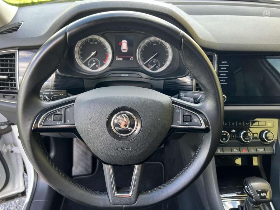 Balts Skoda Kodiaq 2019 Kauņa, ar dzinēja tilpumu 1.97 L un nobraukumu 243 tūkst. km par 12850 €, foto 30 vietnē AUTOMOTO.COM.LV