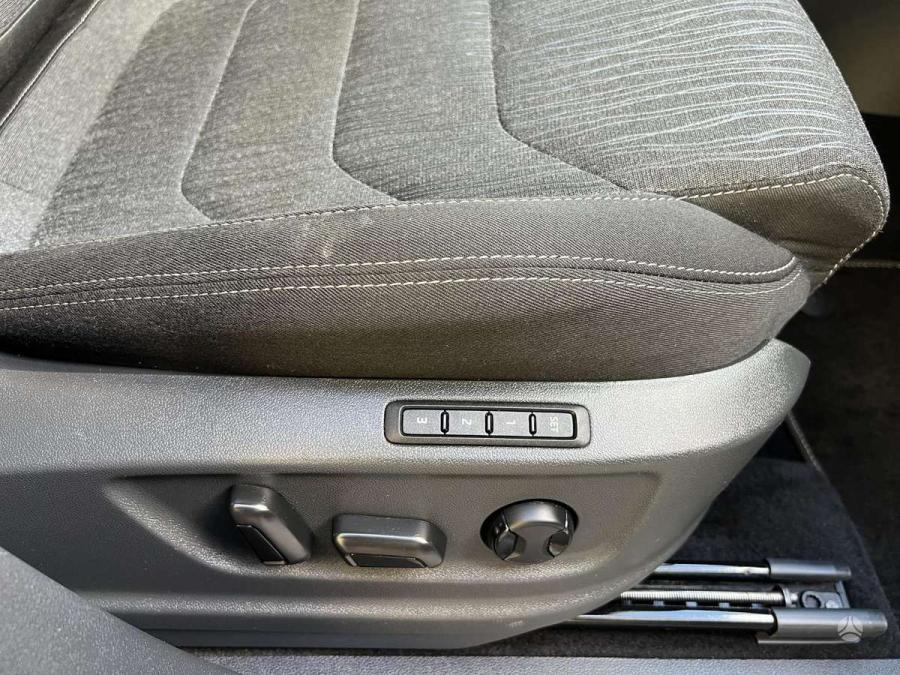 Balts Skoda Kodiaq 2019 Kauņa, ar dzinēja tilpumu 1.97 L un nobraukumu 243 tūkst. km par 12850 €, foto 37 vietnē AUTOMOTO.COM.LV