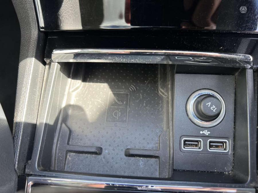 Balts Skoda Kodiaq 2019 Kauņa, ar dzinēja tilpumu 1.97 L un nobraukumu 243 tūkst. km par 12850 €, foto 40 vietnē AUTOMOTO.COM.LV