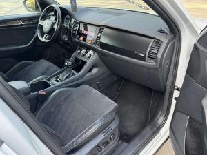 Белый Шкода Kodiaq 2019 в Пренай, объемом двигателя 1.97 л и пробегом 232 тыс. км за 18500 €, фото 12 на AUTOMOTO.COM.LV