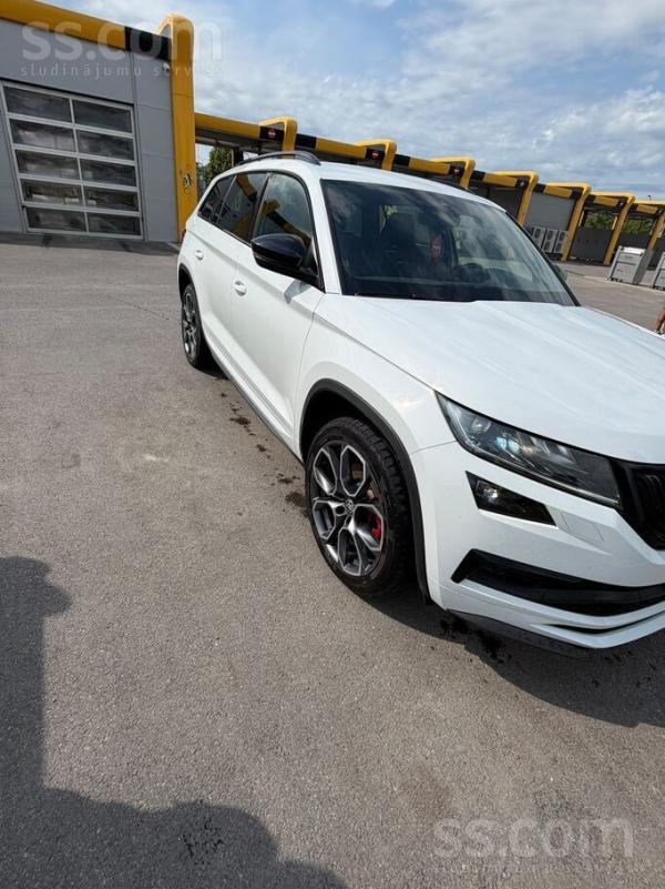 Белый Шкода Kodiaq 2019 в Лиепая, объемом двигателя 2.00 л и пробегом 190 тыс. км за 25300 €, фото 1 на AUTOMOTO.COM.LV