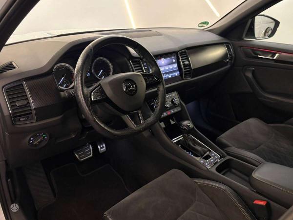 Белый Шкода Kodiaq 2019 в Мариямполе, объемом двигателя 1.97 л и пробегом 258 тыс. км за 17999 €, фото 3 на AUTOMOTO.COM.LV