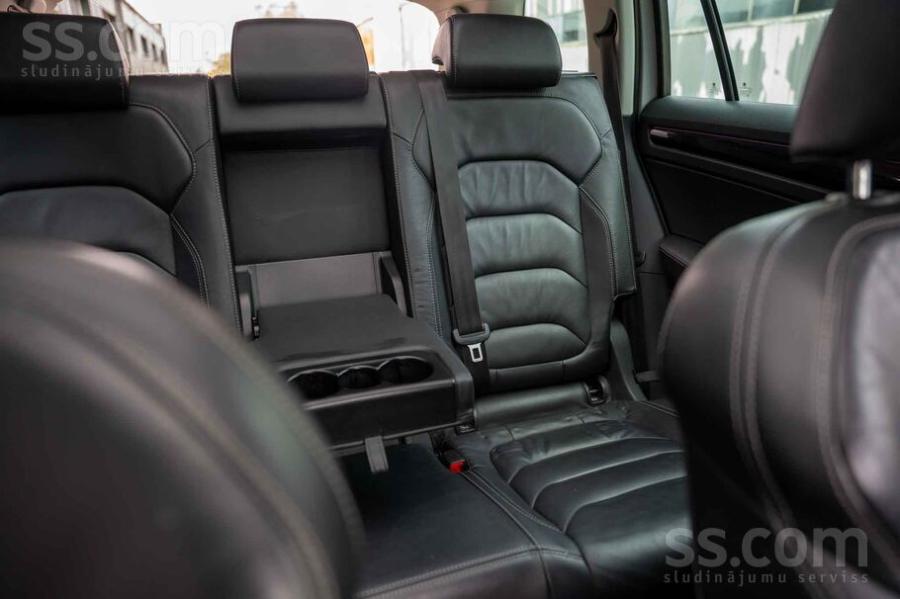 White Skoda Kodiaq 2019 in Riga, with an engine capacity of 1.50 L and mileage of 204 thousand km for 17900 €, photo 14 on AUTOMOTO.COM.LV