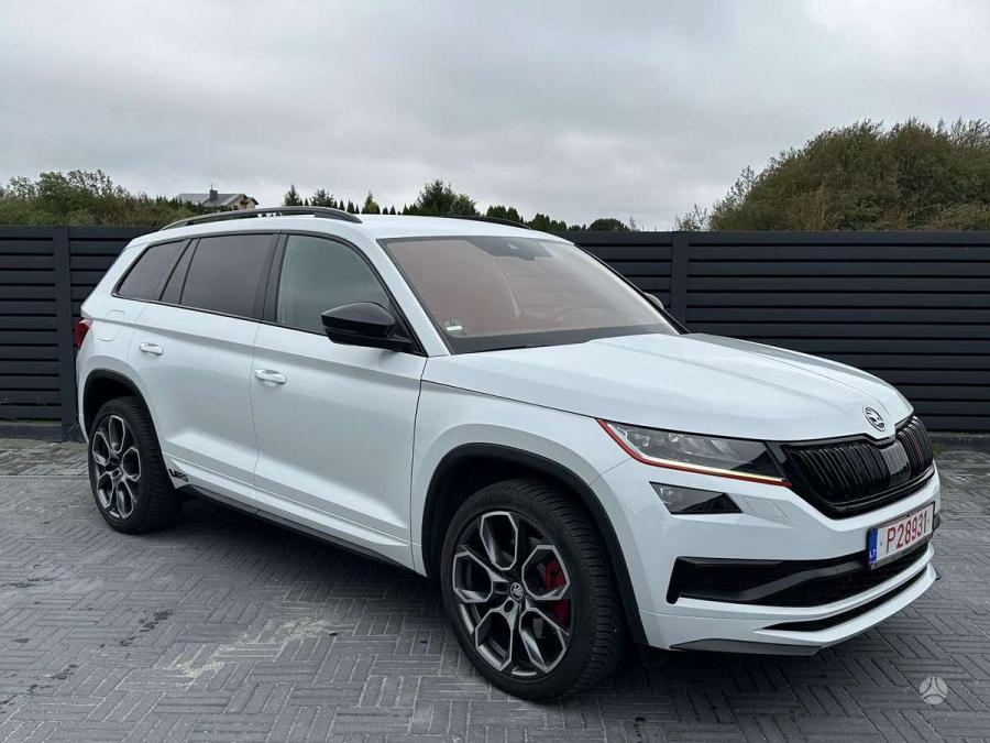 White Skoda Kodiaq 2019 in Kaunas, with an engine capacity of 1.97 L and mileage of 200 thousand km for 22680 €, photo 4 on AUTOMOTO.COM.LV