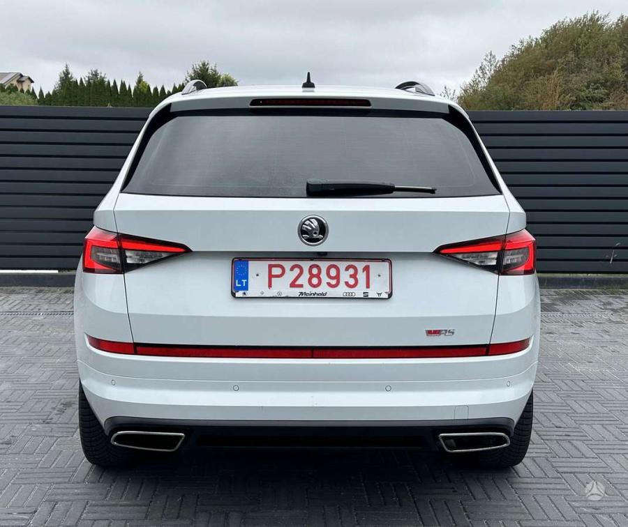 White Skoda Kodiaq 2019 in Kaunas, with an engine capacity of 1.97 L and mileage of 200 thousand km for 22680 €, photo 8 on AUTOMOTO.COM.LV