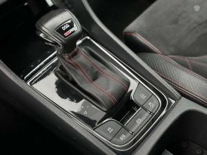 White Skoda Kodiaq 2019 in Kaunas, with an engine capacity of 1.97 L and mileage of 200 thousand km for 22680 €, photo 21 on AUTOMOTO.COM.LV