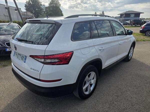 Balts Skoda Kodiaq 2019 Tauragė, ar dzinēja tilpumu 1.97 L un nobraukumu 238 tūkst. km par 12900 €, foto 5 vietnē AUTOMOTO.COM.LV