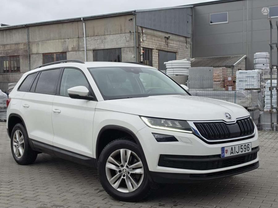 Белый Шкода Kodiaq 2019 в Шилуте, объемом двигателя 1.97 л и пробегом 395 тыс. км за 12600 €, фото 1 на AUTOMOTO.COM.LV