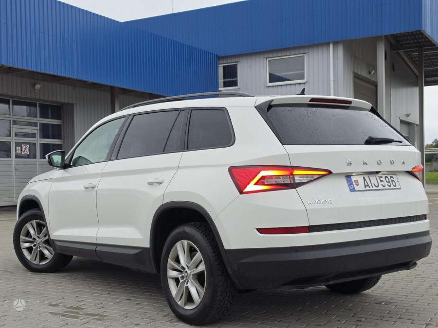 Белый Шкода Kodiaq 2019 в Шилуте, объемом двигателя 1.97 л и пробегом 395 тыс. км за 12600 €, фото 4 на AUTOMOTO.COM.LV