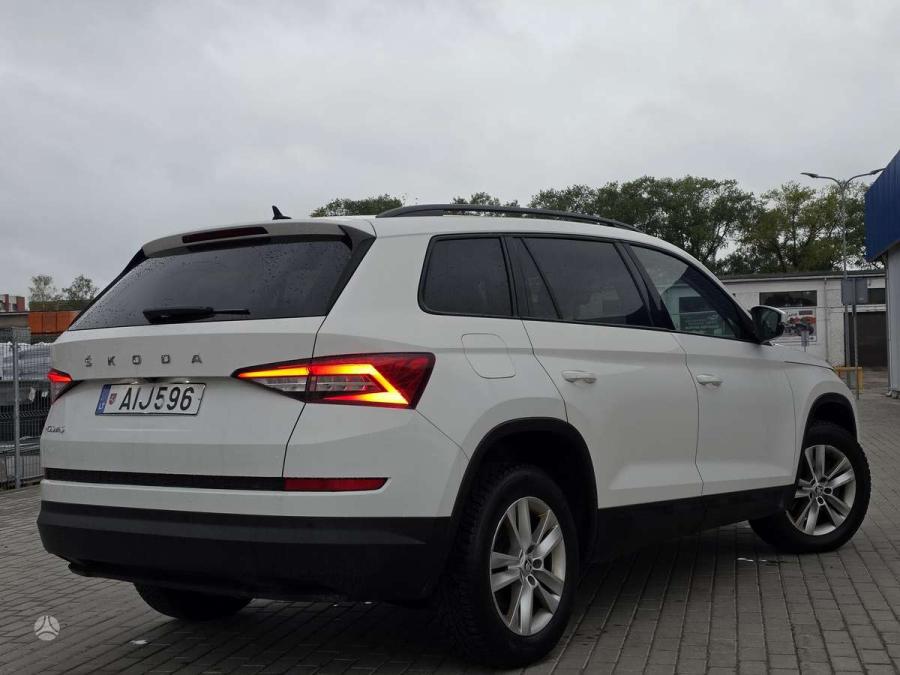 Белый Шкода Kodiaq 2019 в Шилуте, объемом двигателя 1.97 л и пробегом 395 тыс. км за 12600 €, фото 11 на AUTOMOTO.COM.LV