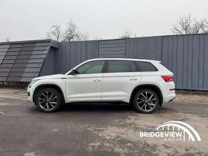 Белый Шкода Kodiaq 2020 в Каунас, объемом двигателя 2.00 л и пробегом 151 тыс. км за 21499 €, фото 4 на AUTOMOTO.COM.LV