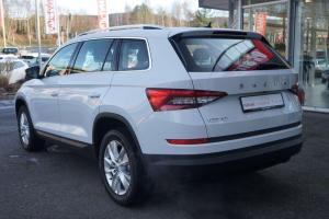 White Skoda Kodiaq 2020 in Kaunas, with an engine capacity of 1.50 L and mileage of 57 thousand km for 27540 €, photo 5 on AUTOMOTO.COM.LV