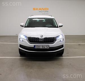 White Skoda Kodiaq 2020 in Riga, with an engine capacity of 1.50 L and mileage of 103 thousand km for 23490 €, photo 2 on AUTOMOTO.COM.LV
