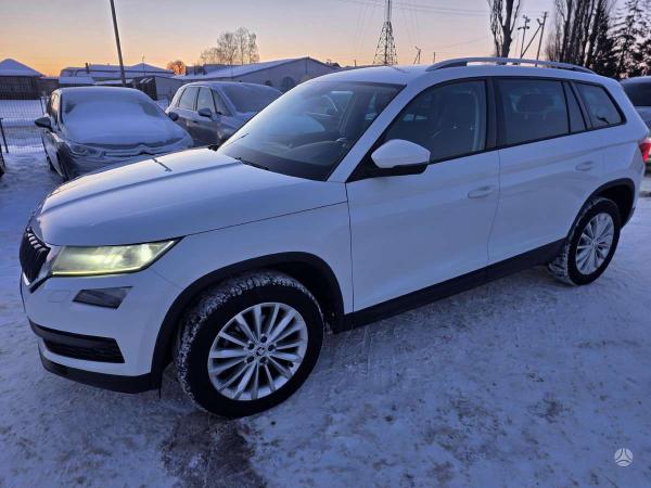 Balts Skoda Kodiaq 2020 Tauragė, ar dzinēja tilpumu 2.00 L un nobraukumu 380 tūkst. km par 13500 €, foto 1 vietnē AUTOMOTO.COM.LV