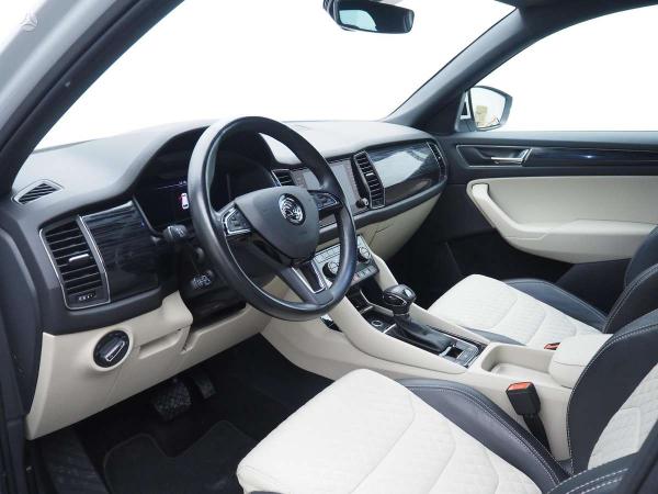 Белый Шкода Kodiaq 2020 в Вильнюс, объемом двигателя 1.97 л и пробегом 122 тыс. км за 22700 €, фото 9 на AUTOMOTO.COM.LV