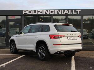 White Skoda Kodiaq 2020 in Vilnius, with an engine capacity of 2.00 L and mileage of 181 thousand km for 23950 €, photo 4 on AUTOMOTO.COM.LV