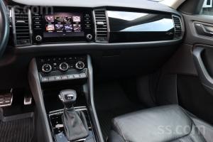 White Skoda Kodiaq 2020 in Riga, with an engine capacity of 2.00 L and mileage of 119 thousand km for 25800 €, photo 13 on AUTOMOTO.COM.LV