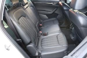 White Skoda Kodiaq 2020 in Riga, with an engine capacity of 2.00 L and mileage of 119 thousand km for 25800 €, photo 28 on AUTOMOTO.COM.LV