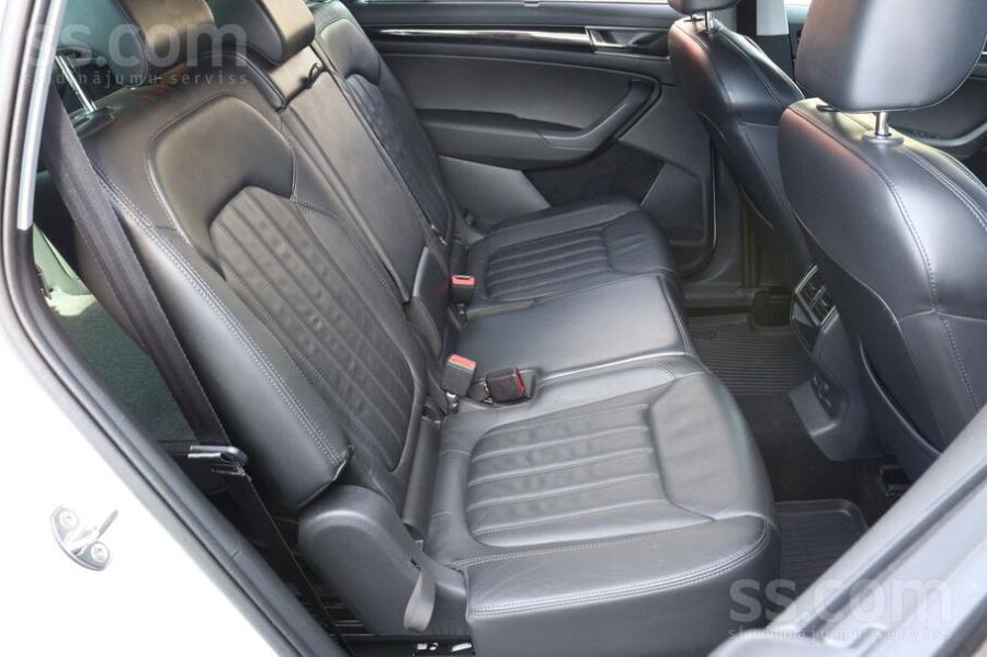 White Skoda Kodiaq 2020 in Riga, with an engine capacity of 2.00 L and mileage of 119 thousand km for 25800 €, photo 28 on AUTOMOTO.COM.LV