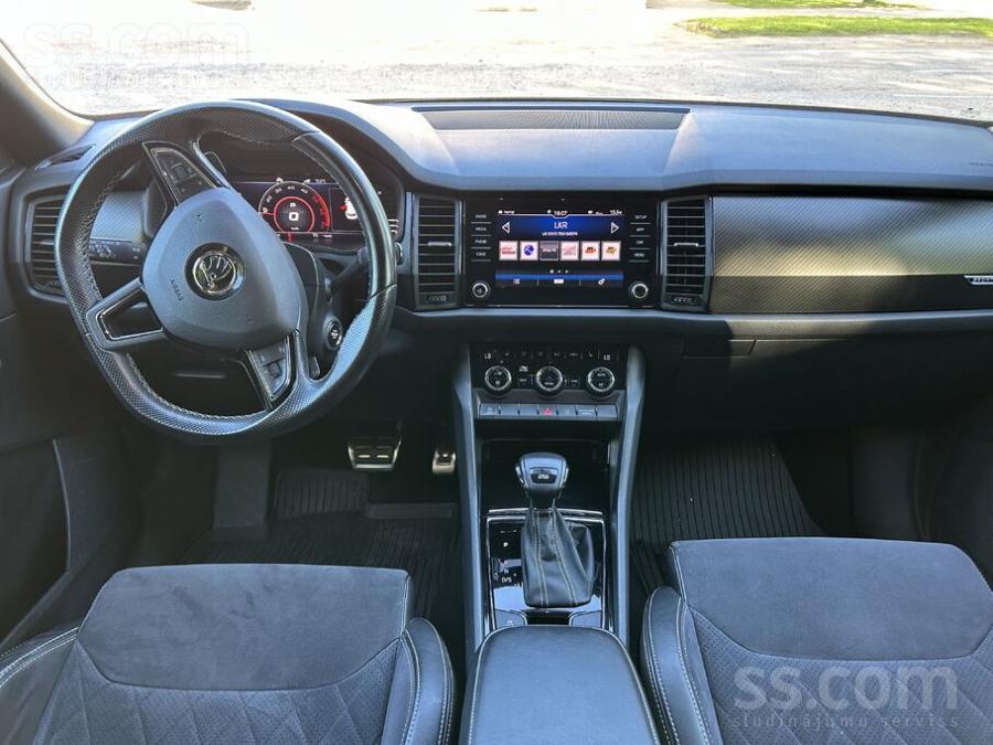 White Skoda Kodiaq 2020 in Kuldiga, with an engine capacity of 2.00 L and mileage of 152 thousand km for 21000 €, photo 6 on AUTOMOTO.COM.LV