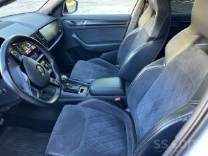 White Skoda Kodiaq 2020 in Kuldiga, with an engine capacity of 2.00 L and mileage of 152 thousand km for 21000 €, photo 7 on AUTOMOTO.COM.LV