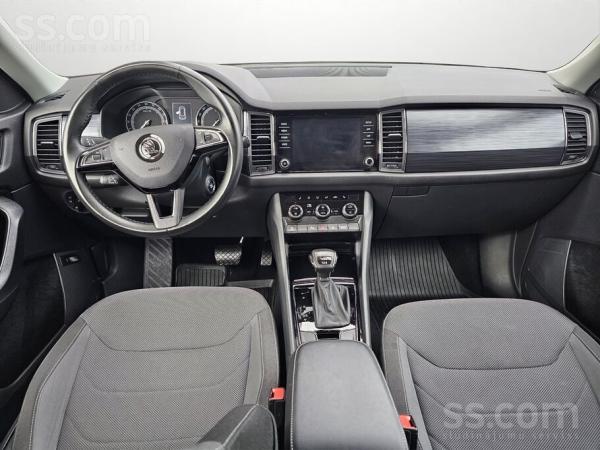 Белый Шкода Kodiaq 2020 в Лиепая, объемом двигателя 2.00 л и пробегом 169 тыс. км за 19490 €, фото 8 на AUTOMOTO.COM.LV