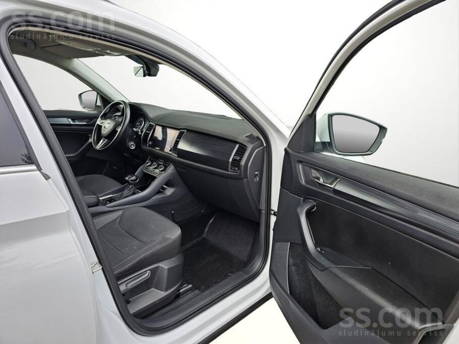 Balts Skoda Kodiaq 2020 Liepāja, ar dzinēja tilpumu 2.00 L un nobraukumu 169 tūkst. km par 18990 €, foto 10 vietnē AUTOMOTO.COM.LV