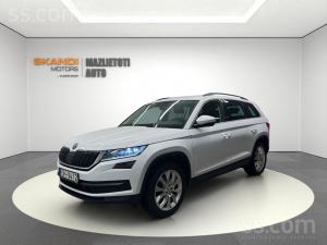 White Skoda Kodiaq 2020 in Riga, with an engine capacity of 1.50 L and mileage of 103 thousand km for 21790 €, photo  on AUTOMOTO.COM.LV