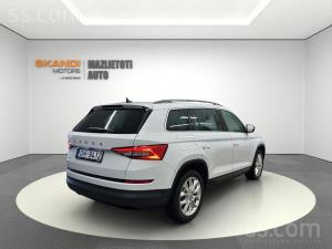Balts Skoda Kodiaq 2020 Rīga, ar dzinēja tilpumu 1.50 L un nobraukumu 103 tūkst. km par 21790 €, foto 7 vietnē AUTOMOTO.COM.LV