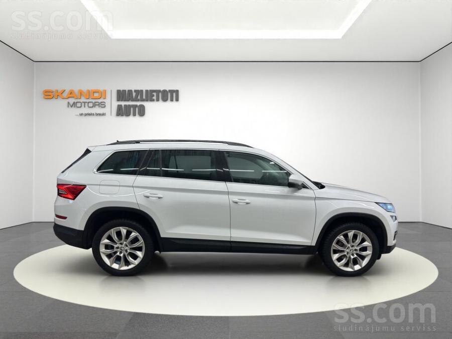 Balts Skoda Kodiaq 2020 Rīga, ar dzinēja tilpumu 1.50 L un nobraukumu 103 tūkst. km par 21790 €, foto 8 vietnē AUTOMOTO.COM.LV