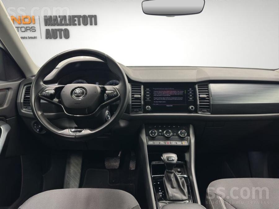Balts Skoda Kodiaq 2020 Rīga, ar dzinēja tilpumu 1.50 L un nobraukumu 103 tūkst. km par 21790 €, foto 15 vietnē AUTOMOTO.COM.LV