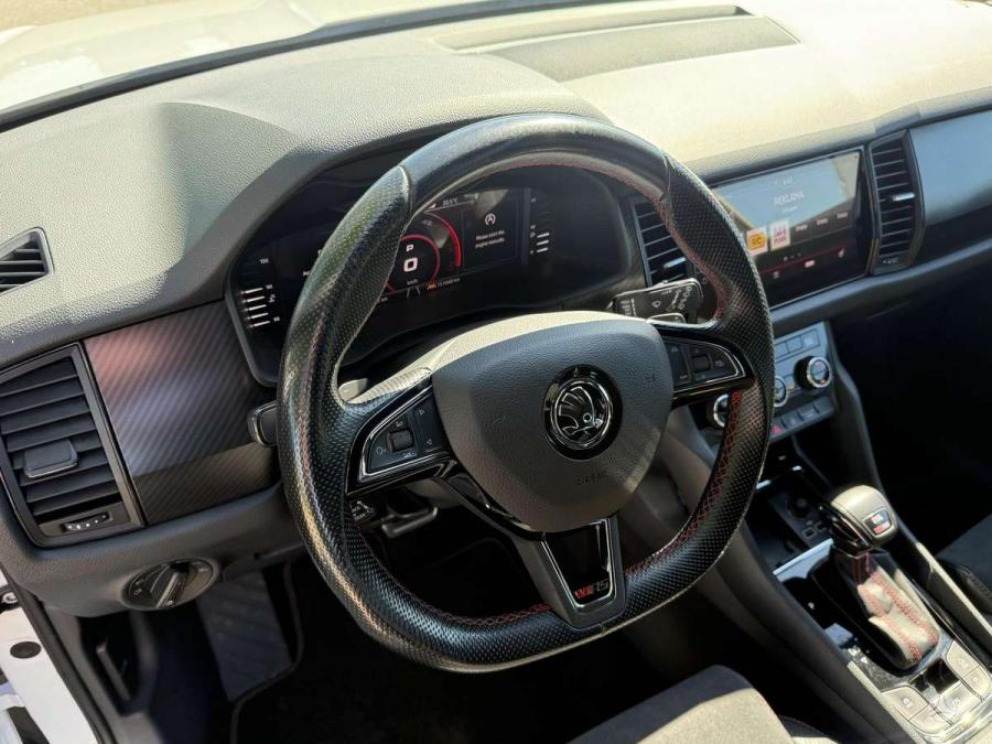 Белый Шкода Kodiaq 2020 в Паневежис, объемом двигателя 1.97 л и пробегом 151 тыс. км за 25900 €, фото 32 на AUTOMOTO.COM.LV