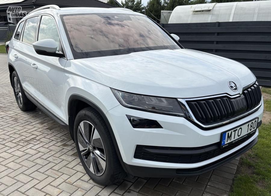 Белый Шкода Kodiaq 2020 в Клайпеда, объемом двигателя 2.00 л и пробегом 115 тыс. км за 23000 €, фото 3 на AUTOMOTO.COM.LV