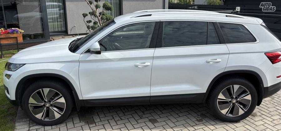 Белый Шкода Kodiaq 2020 в Клайпеда, объемом двигателя 2.00 л и пробегом 115 тыс. км за 23000 €, фото 5 на AUTOMOTO.COM.LV