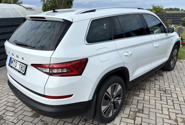 White Skoda Kodiaq 2020 in Klaipeda, with an engine capacity of 2.00 L and mileage of 115 thousand km for 23000 €, photo 5 on AUTOMOTO.COM.LV