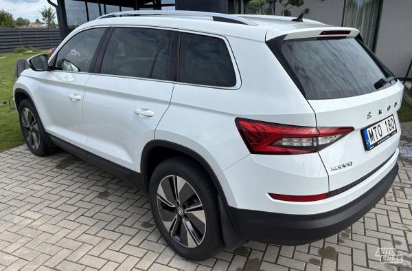White Skoda Kodiaq 2020 in Klaipeda, with an engine capacity of 2.00 L and mileage of 115 thousand km for 23000 €, photo 6 on AUTOMOTO.COM.LV
