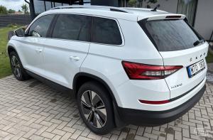 Белый Шкода Kodiaq 2020 в Клайпеда, объемом двигателя 2.00 л и пробегом 115 тыс. км за 23000 €, фото 7 на AUTOMOTO.COM.LV