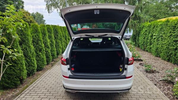 Белый Шкода Kodiaq 2020 в Рига, объемом двигателя 2.00 л и пробегом 129 тыс. км за 25500 €, фото 5 на AUTOMOTO.COM.LV